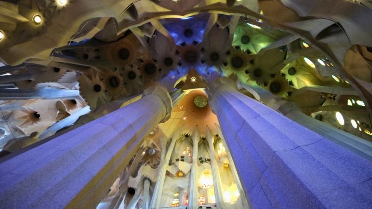 10 Best Gaudí Buildings in Barcelona You Should Visit