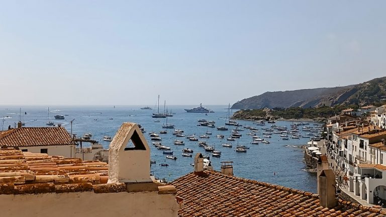 Day Trip to Cadaqués from Barcelona: Nature and Surrealism